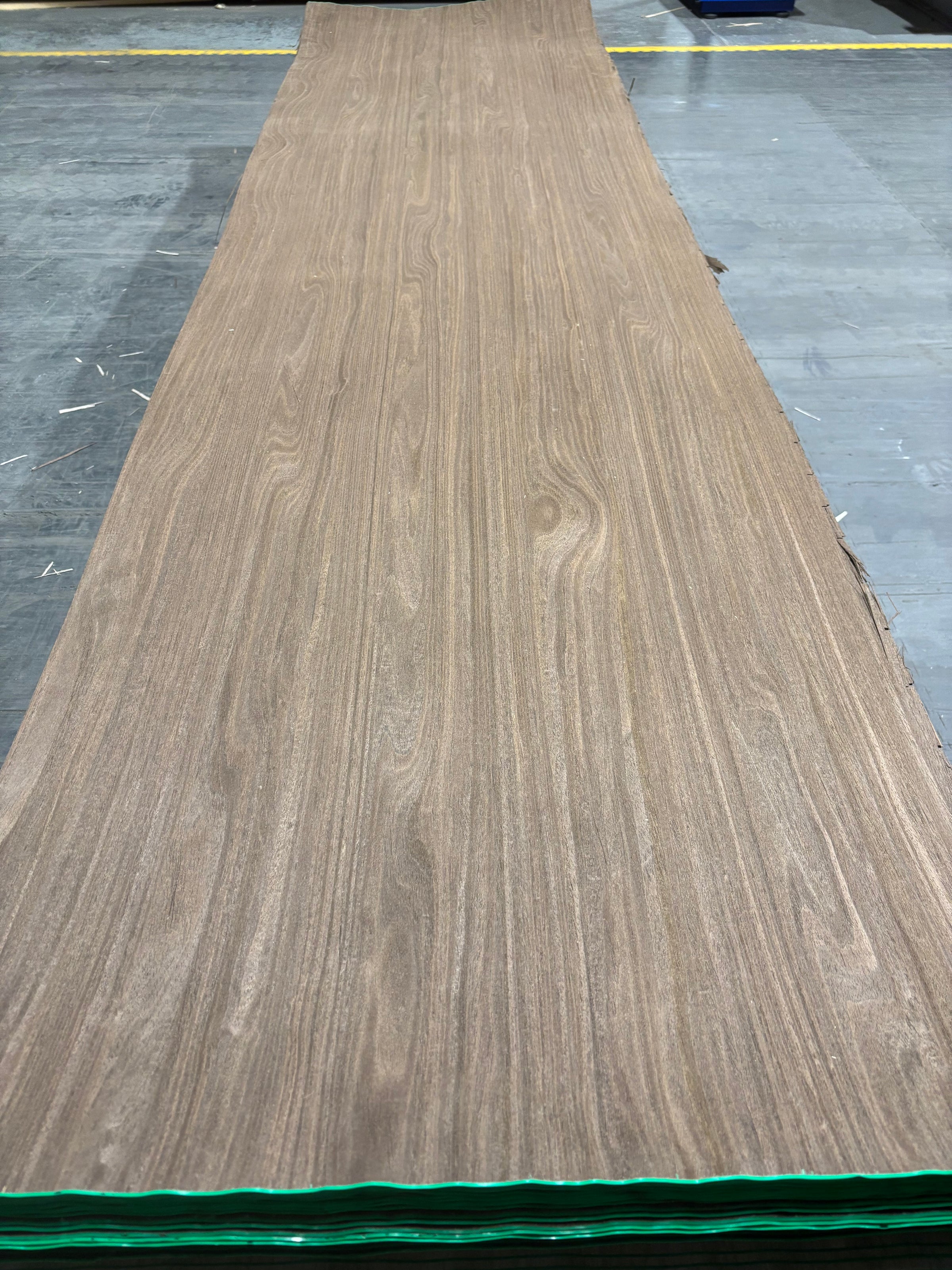Walnut Planked 7162N - Wood Veneer - Value Engineered Veneer