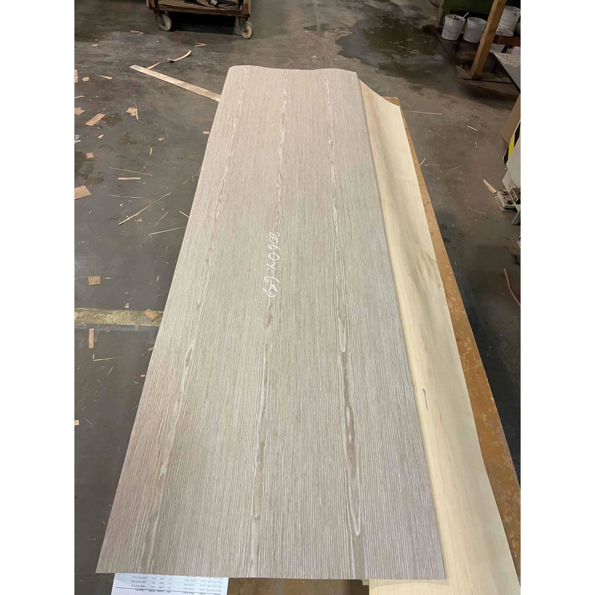 Silver Oak 154C - Wood Veneer - Value Engineered Veneer